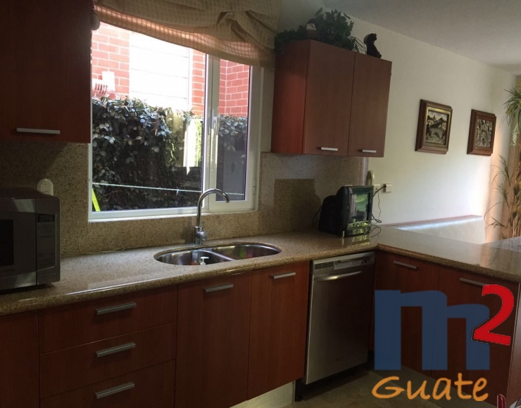 M2Guate-V7870-Casa-en-Venta-Carretera-a-El-Salvador